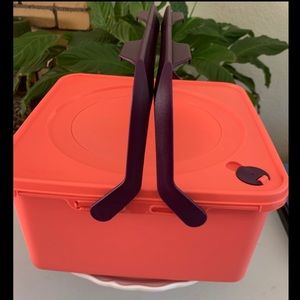 Tupperware | Kitchen | Tupperware Porta Breadpicnic Square Kimchi ...